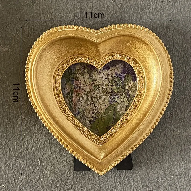 1Pc Gold Carved Heart Shaped Resin Photo Frame - Union Source