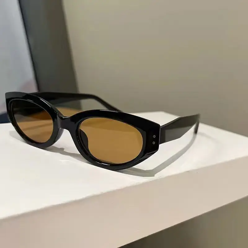 2025 China's Cutting - Edge Creation: Triangular Sunglasses for Bold ...